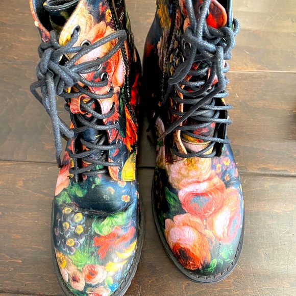 Current Mood | Shoes | Current Mood Garden Of Chaos Combat Boots | Poshmark